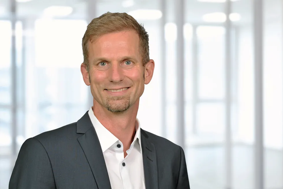 Vestas seals deal for near-gigawatt phase two of RWE North Sea wind ...