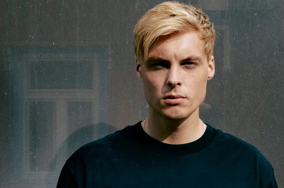 Laksearving Gustav M. Witzøe (31) for første gang over 30 milliarder ...