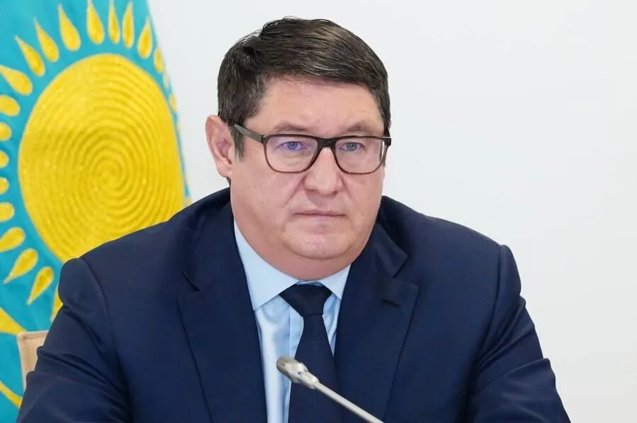 Kazakhstan says Eni and Shell to make final decision on gas processing ...