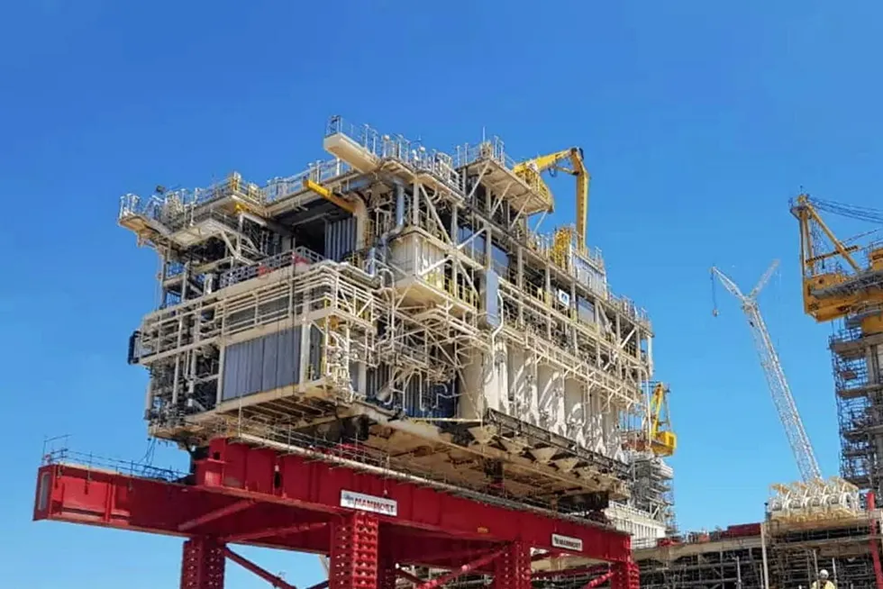 BP completes 20,000-tonne deck for new Caspian Sea oil and gas platform ...
