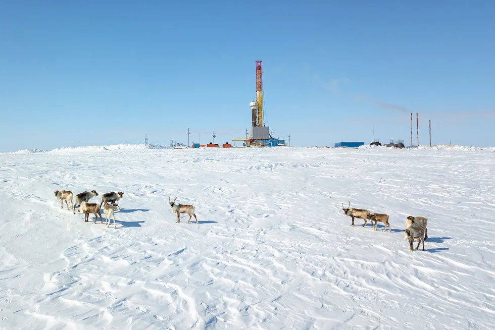 Gazprom Neft fires up oil output at one of first Soviet-era West ...