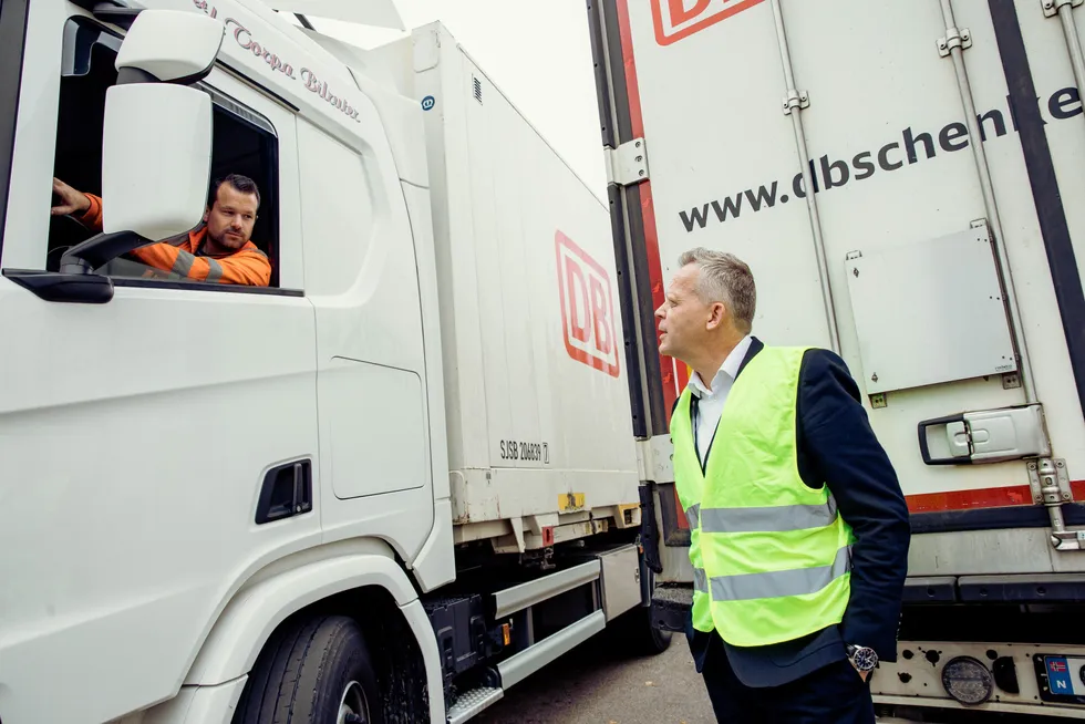 Transportbransjen sliter med forgubbing, lav status og sjåførmangel ...