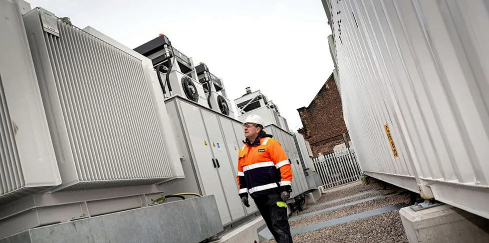 Orsted adds large-scale battery to giant Hornsea 3 offshore wind farm ... Orsted adds large-scale battery to giant Hornsea 3 offshore wind farm ...