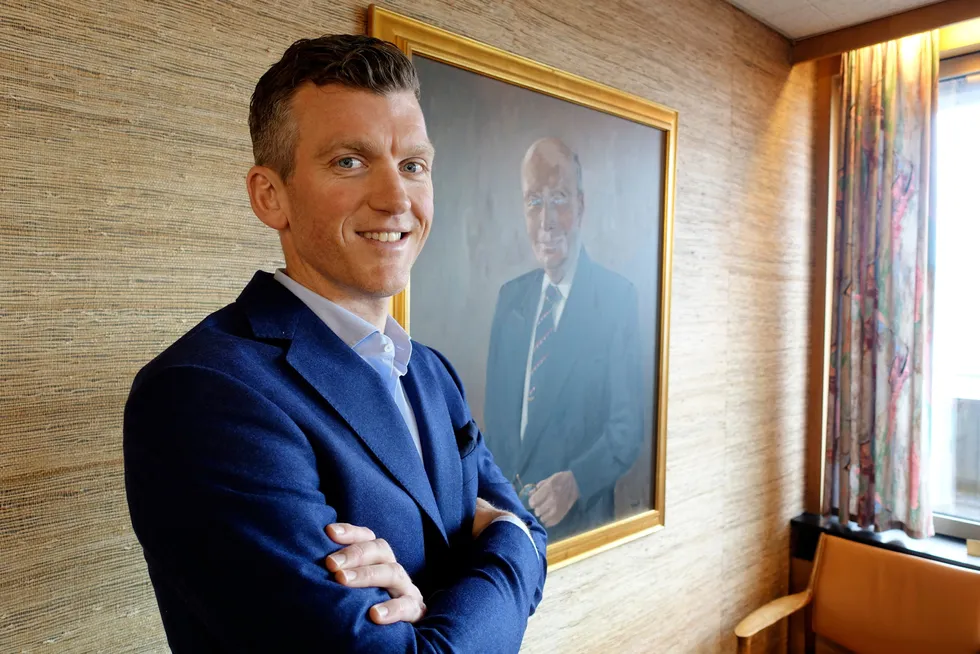 Ugland passerer en milliard i cash: – Lurt å holde kruttet tørt | DN