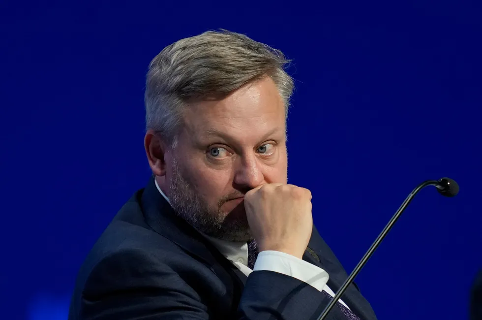 BP drills first Brazil pre-salt exploration well after a decade hiatus ...