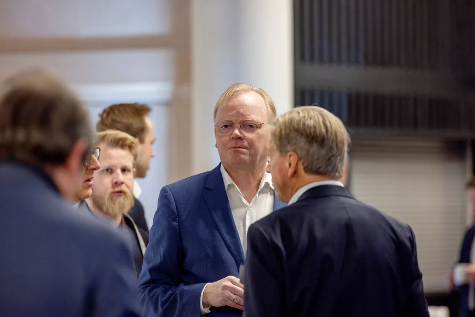 Sindre Finnes har solgt aksjene og sagt opp jobben | DN