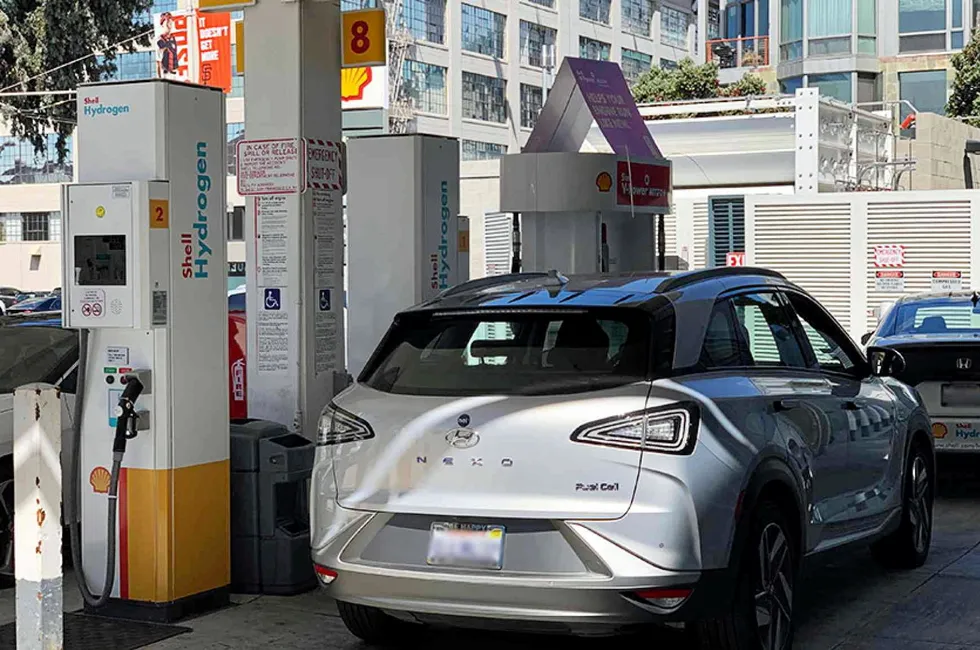 Shell scraps plan to build 48 new hydrogen filling stations in ...