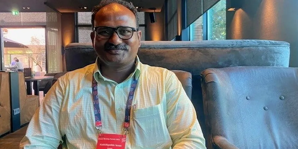 Small-scale Indian shrimp farmers look to technology to tackle ...