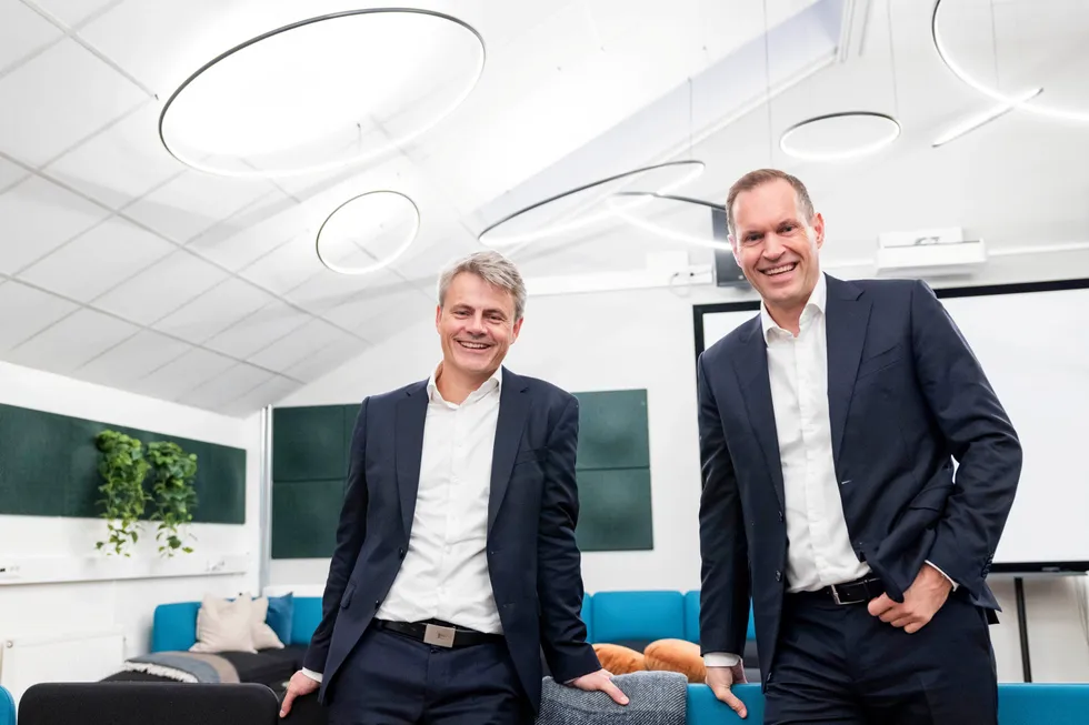 Klekket ut planen i kjellerstuen – selger seg ned i milliardtransaksjon ...
