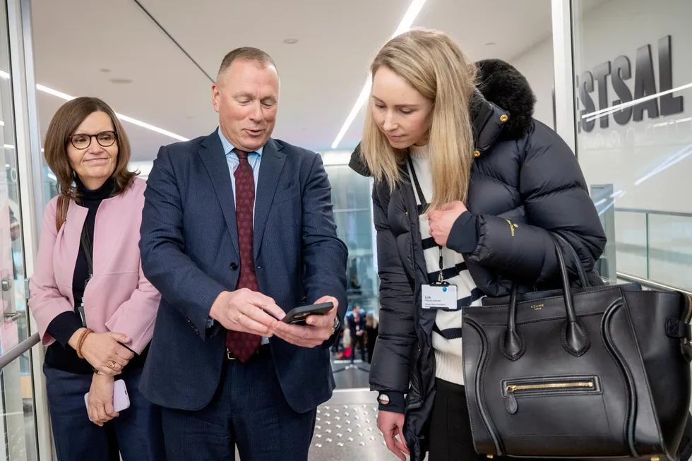 Nicolai Tangen sendte takke-sms til Equinor-sjef Anders Opedal for alle ...