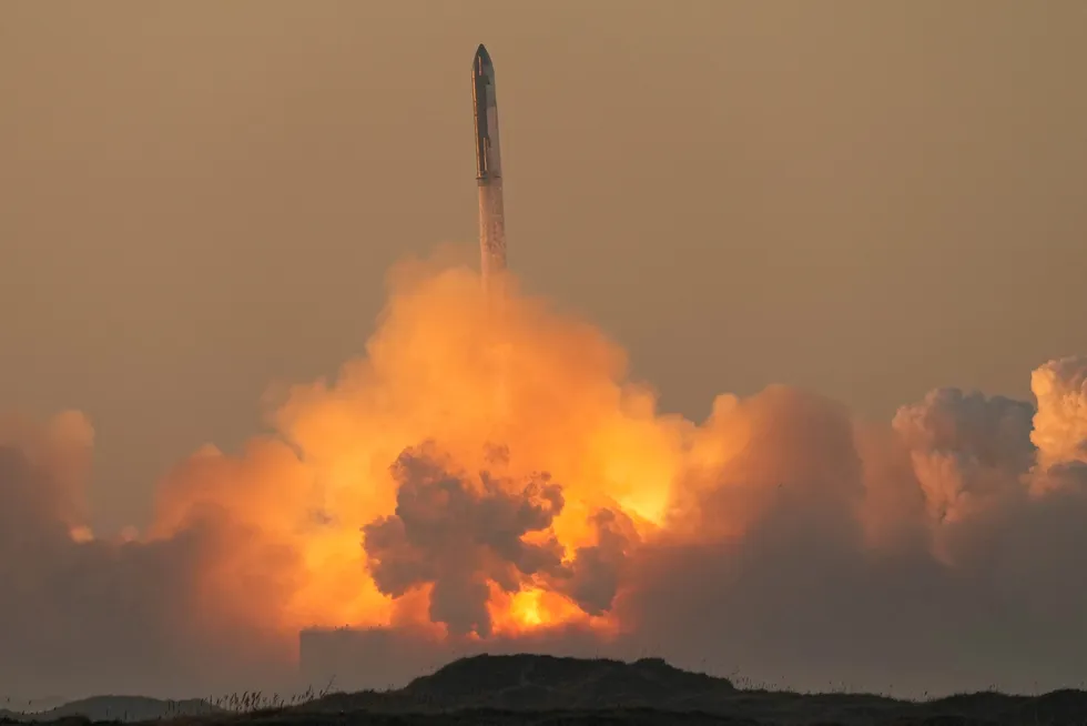 SpaceX-romskip eksploderte i verdensrommet | DN