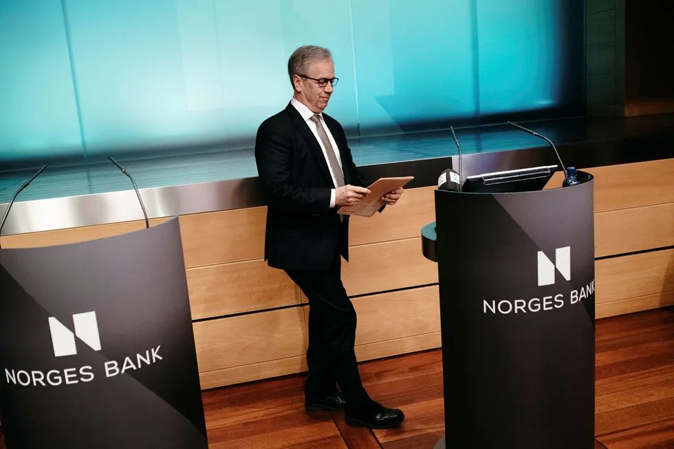 Norges Bank setter opp renten med 0,25 prosentpoeng til en prosent | DN