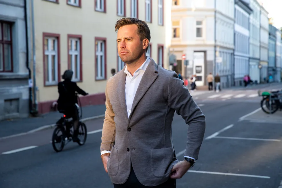 Hedgefondforvalter knuser Oslo Børs – nå dumper han aksjer | DN