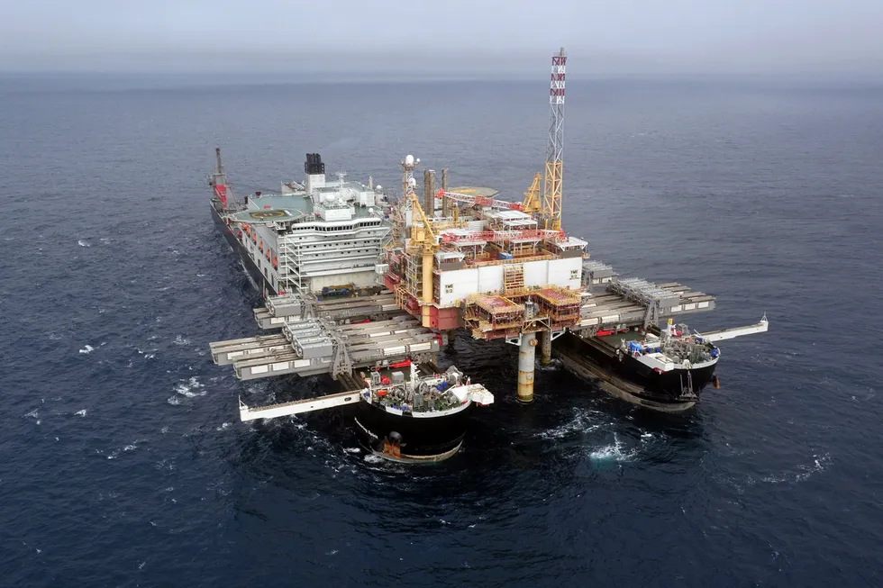 Allseas installs HKZ offshore wind-farm topsides in the North Sea ...
