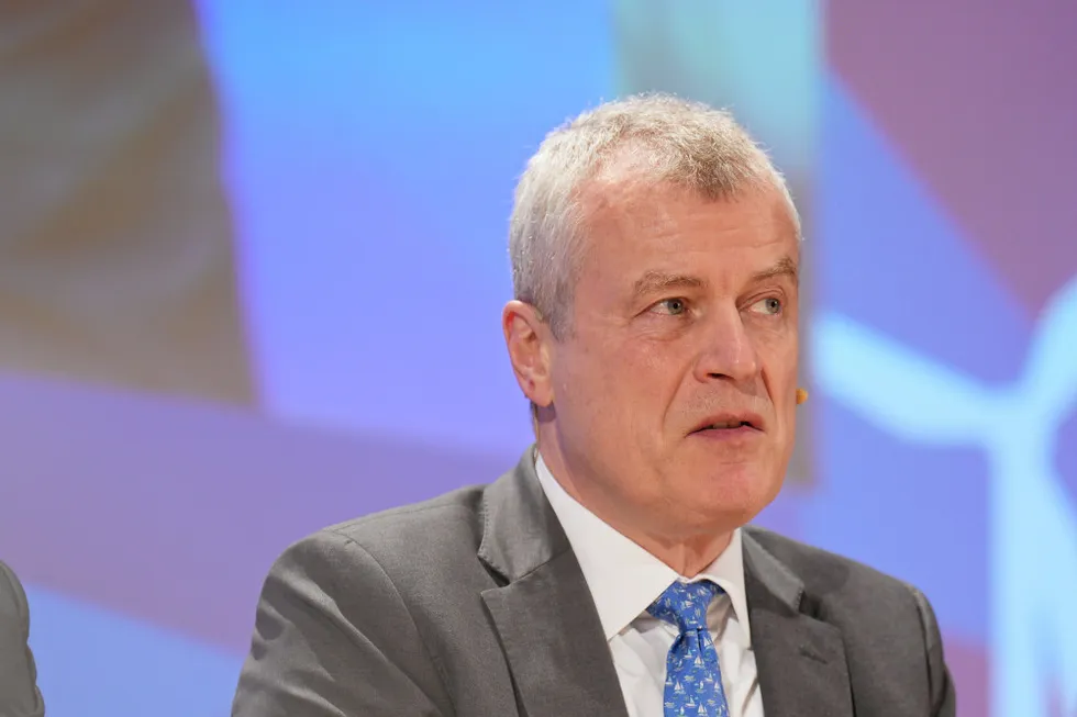 Eickholt out as CEO as wind giant Siemens Gamesa faces major shake-up ...