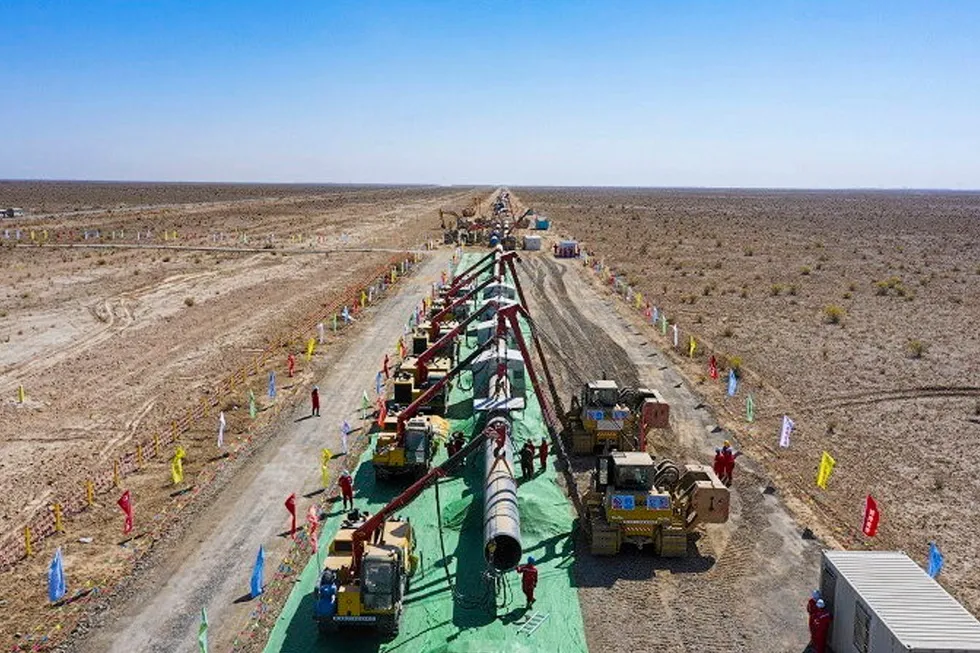 PipeChina begins building pipeline to import gas from central Asia ...