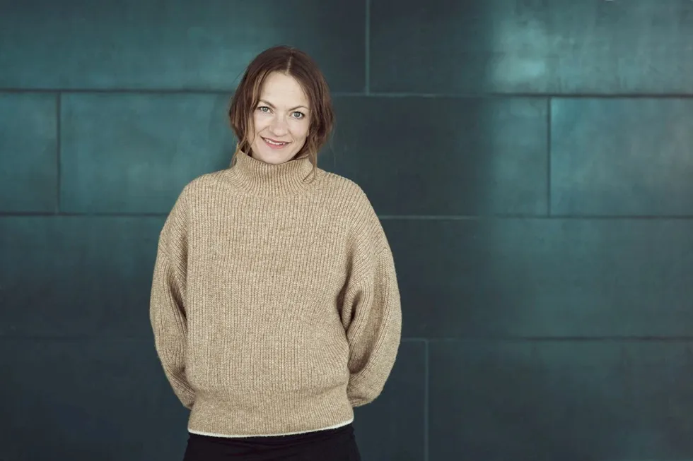 På nattbordet: Anne Gunn Halvorsen – Boken gjorde meg klokere på to ...