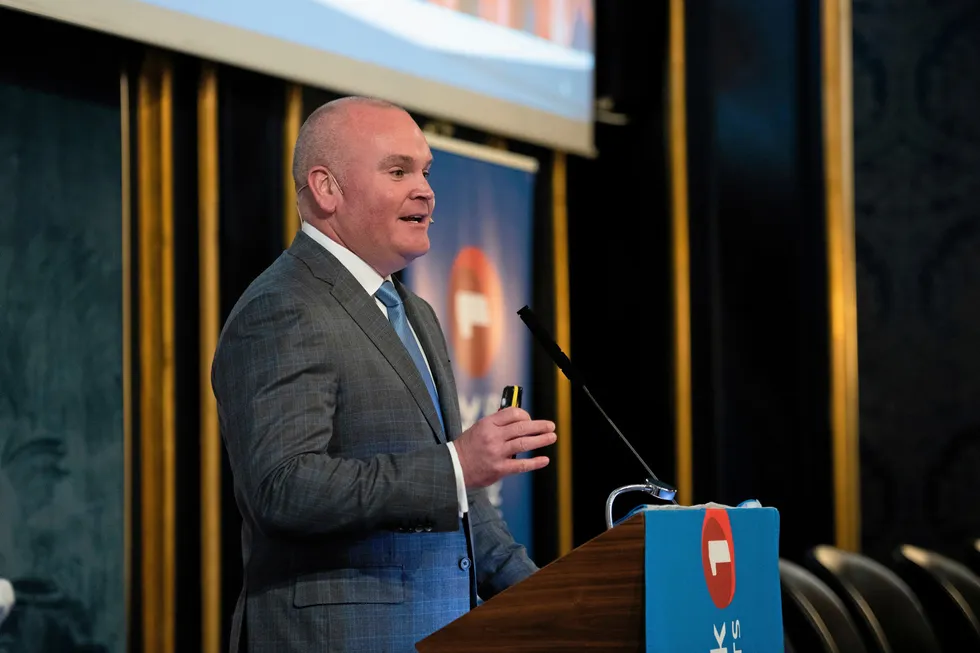 Transocean posts loss even as contract revenues climb in third quarter ...