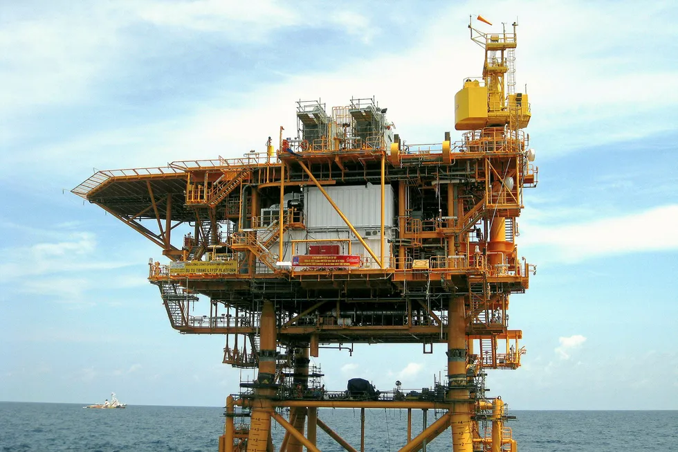 Cuu Long JOC makes progress at shallow-water field scheme off Vietnam ...