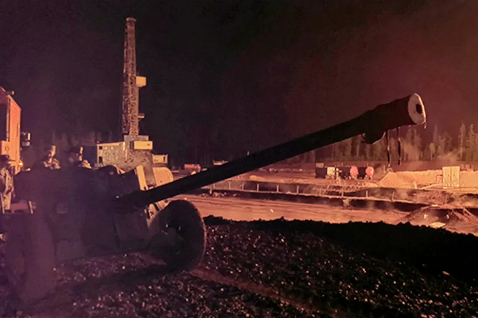 Russian military pounds oil well with antitank fire to bring blowout ...