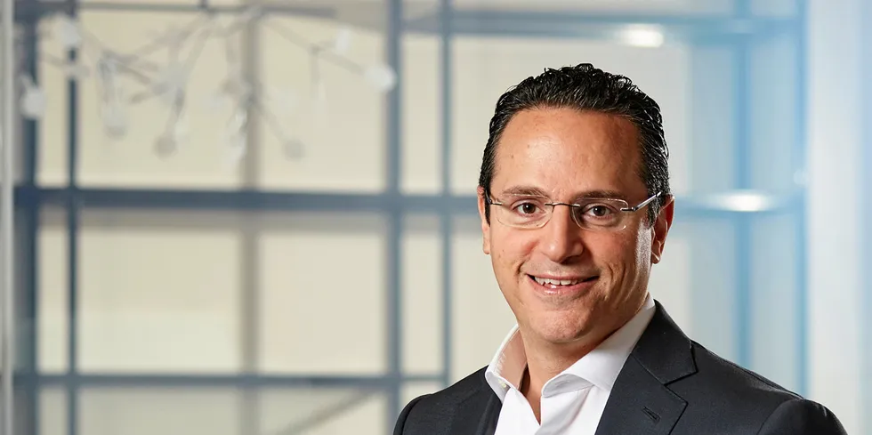 Shell staff 'air fears over renewable energy strategy' to CEO Sawan ...