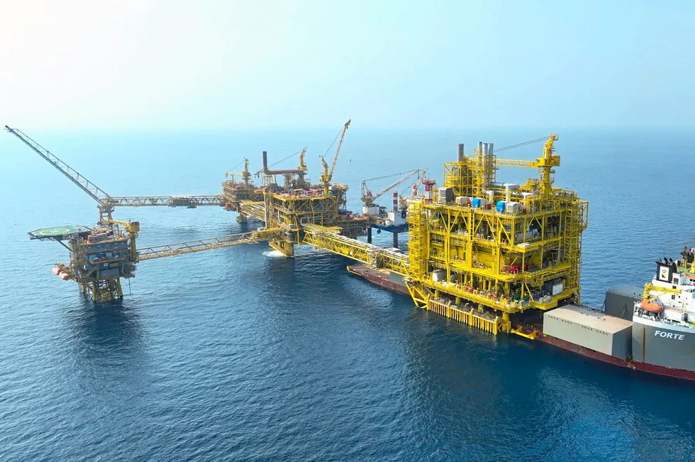 European contractor installs massive offshore platform for Qatar ...