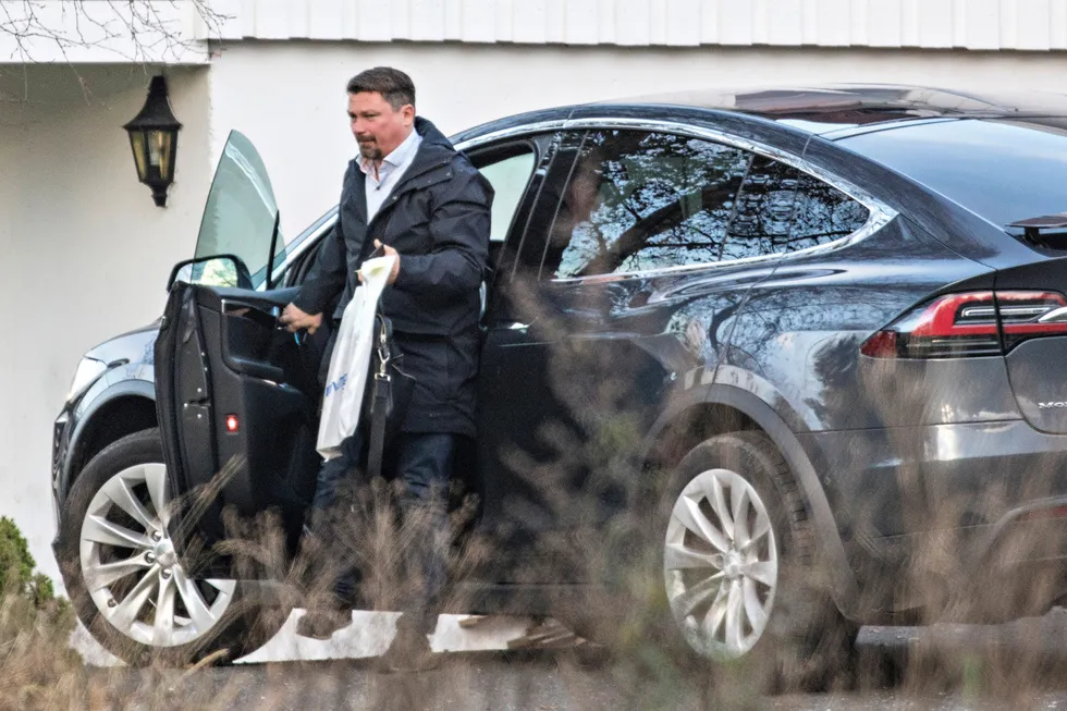 Korrupsjonstiltalt Boligbygg-konsulent innrømmer flere skjulte ...