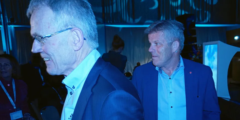 Gemyttlig tone i løvens hule: Oppdretterne og fiskeriministeren brukte innestemme på ...