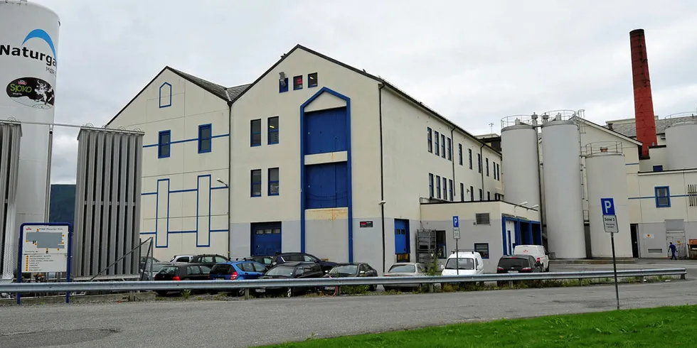 Varmer fjernvarmen til 180 grader