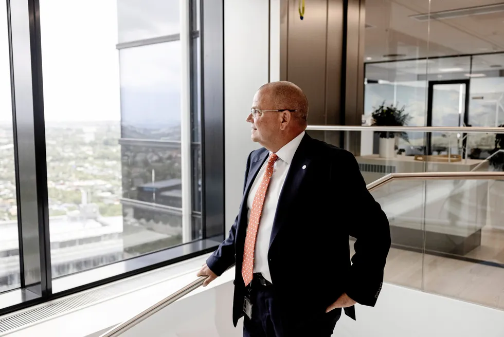 Vestas CEO spends $150,000 on shares after Trump win stokes slump ...