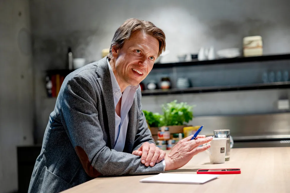 Mills-eieren flytter milliarder ut: – Den politiske risikoen i Norge ...