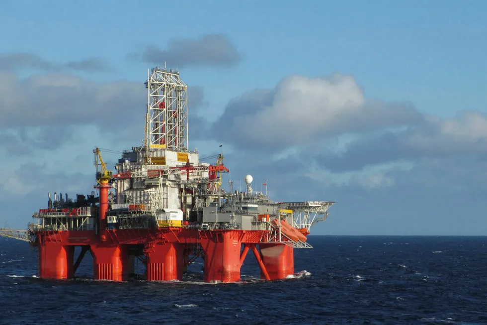 Statoil books Transocean Spitsbergen for UK campaign and development ...
