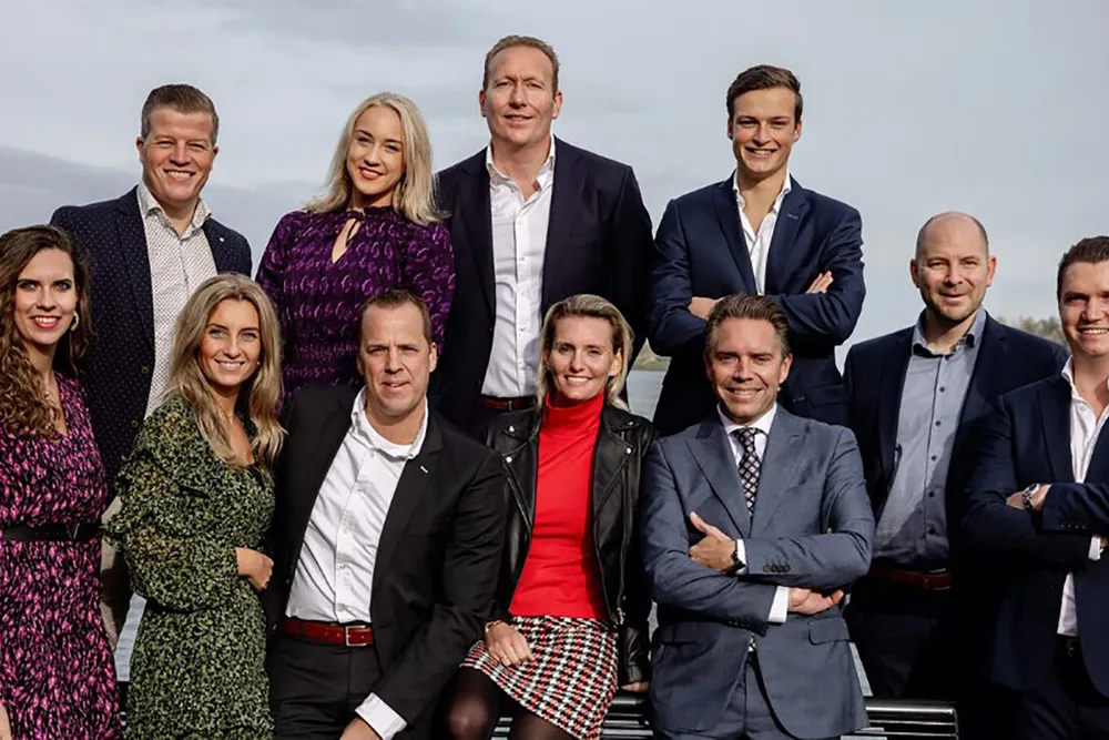 Dutch shipbroker moves into gas through LNG carrier and LCO2 orders in China