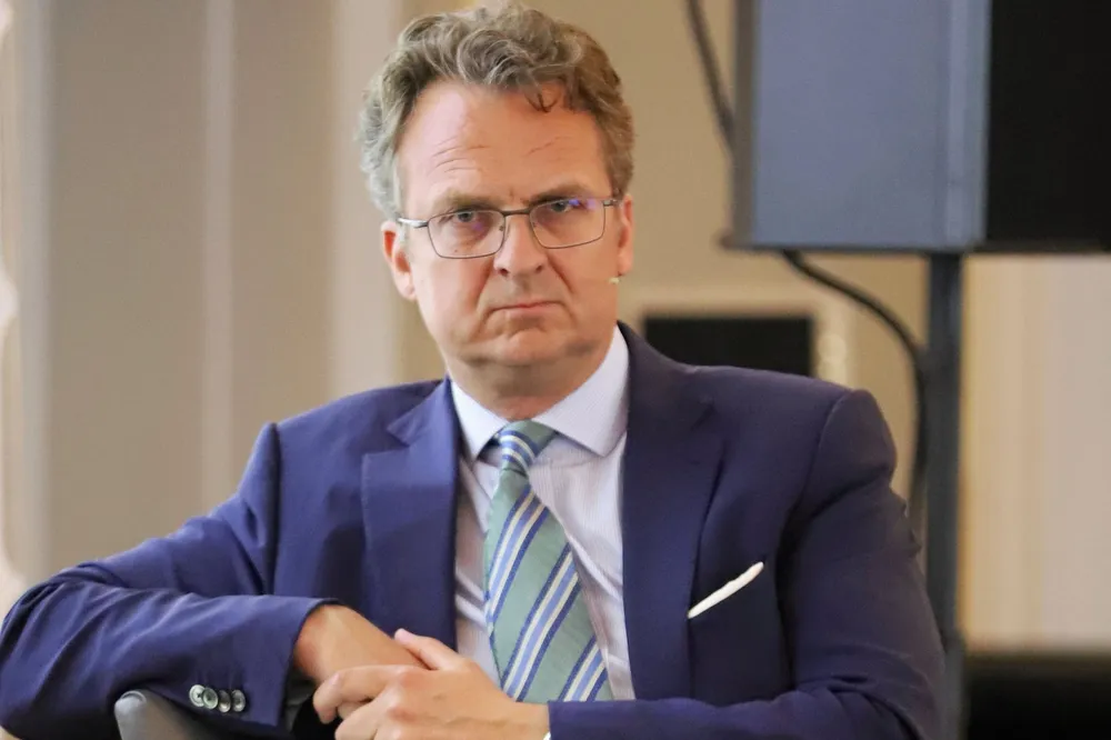 AMSC CFO Morten Bakke steps down ahead of liquidation