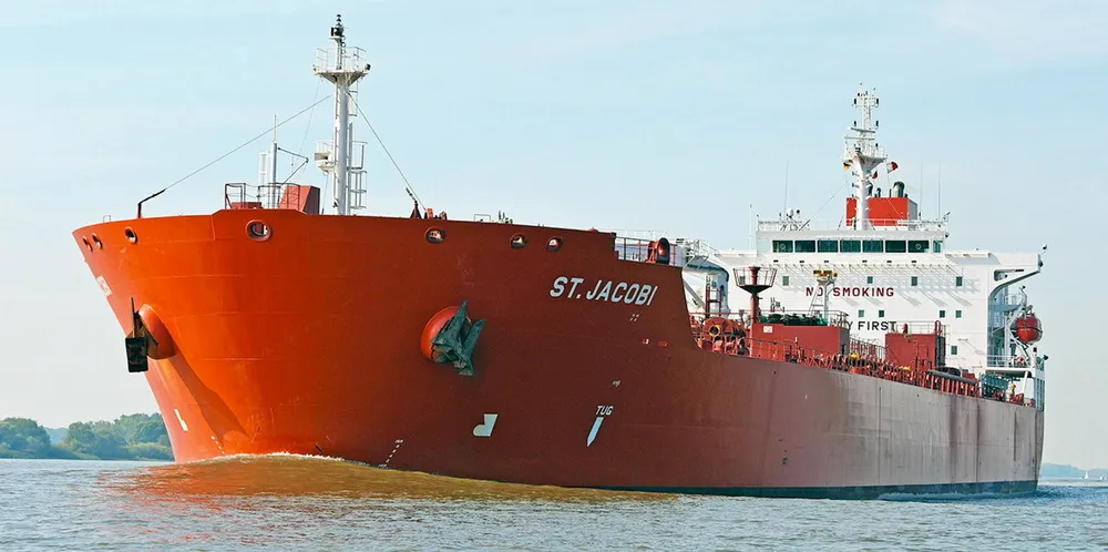 Shenlong scores bonus as MR2 tanker dances its way into the fleet of ...