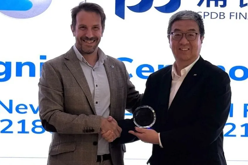 Idan Ofer’s Eastern Pacific taps Chinese financing for container ship brace