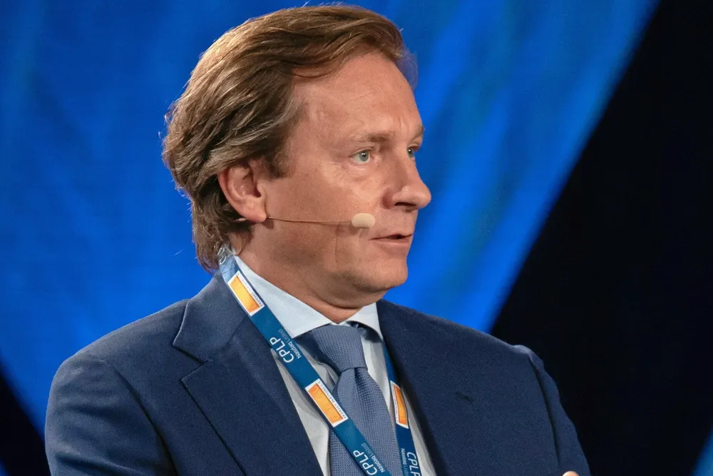 DHT sells Chinese-built VLCCs to align fleet with ‘market trends’