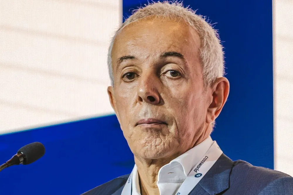 John Coustas firm Danaos Corp boosts share buyback plan by $100m