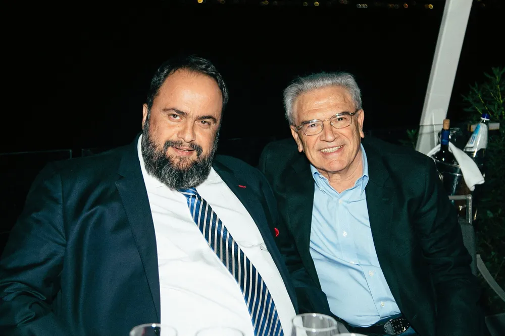 Fredriksen and Oldendorff sell Chinese-built bulkers as Greek owner ...