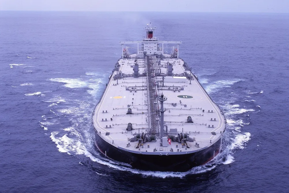 VLCC owners cashing in as China stocking up on oil