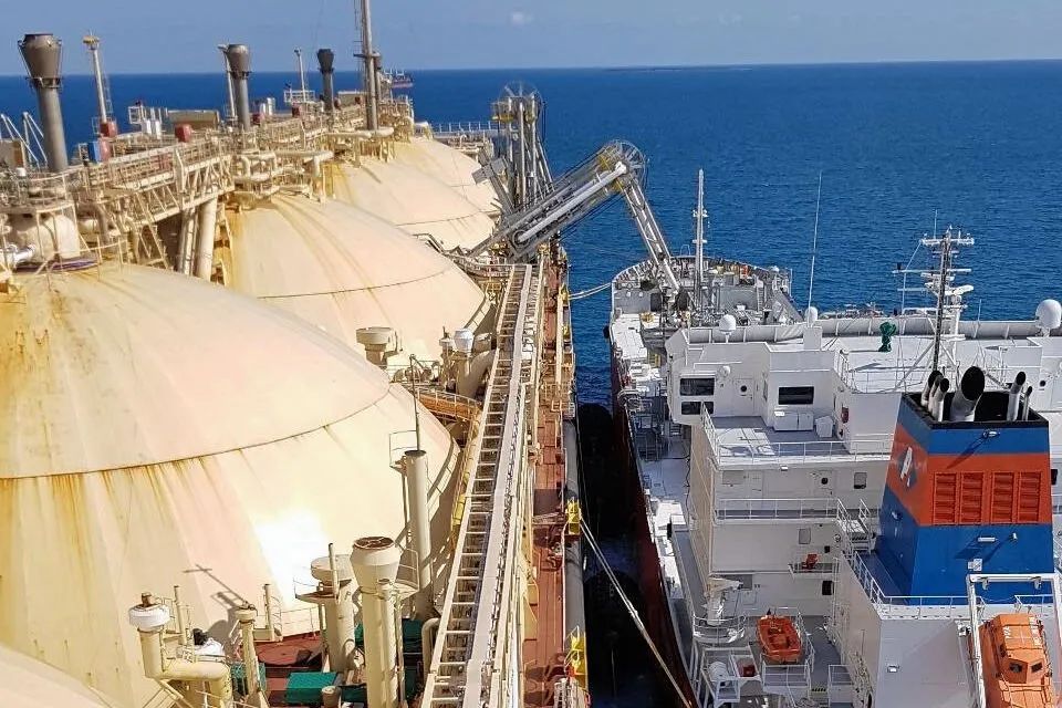 New Fortress Energy locks in charter for FSRU with Caribbean project