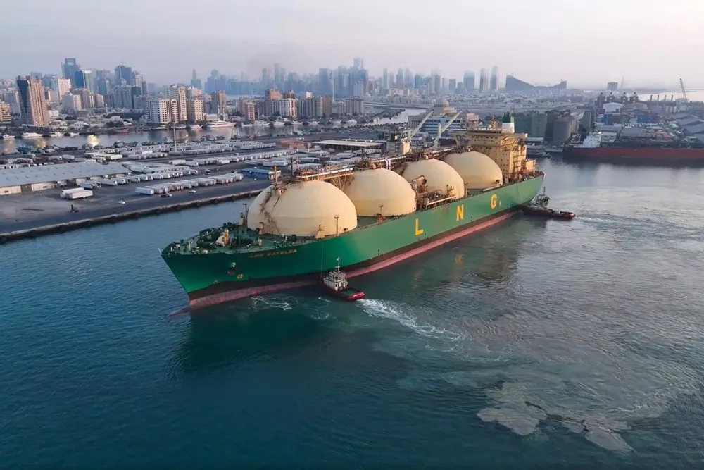 Dixstone acquires former Nigeria LNG steamship for Gabon FSU job