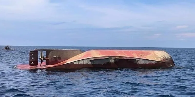 Two seafarers killed in collision between Chinese bulker and tug