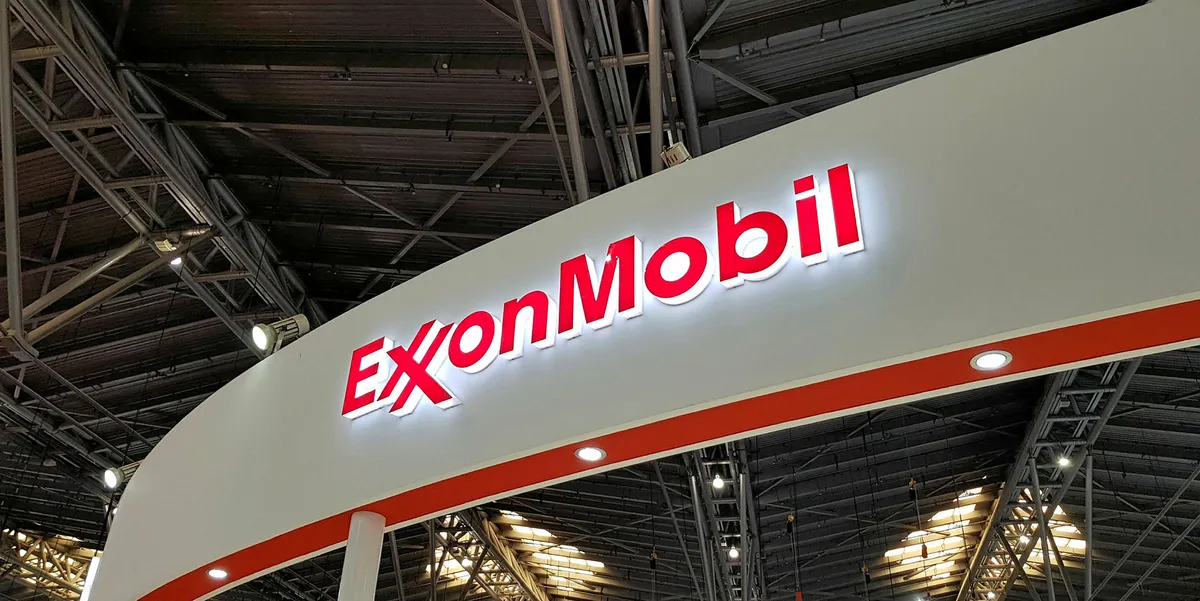 ExxonMobil charter shows willingness to pick up older tankers