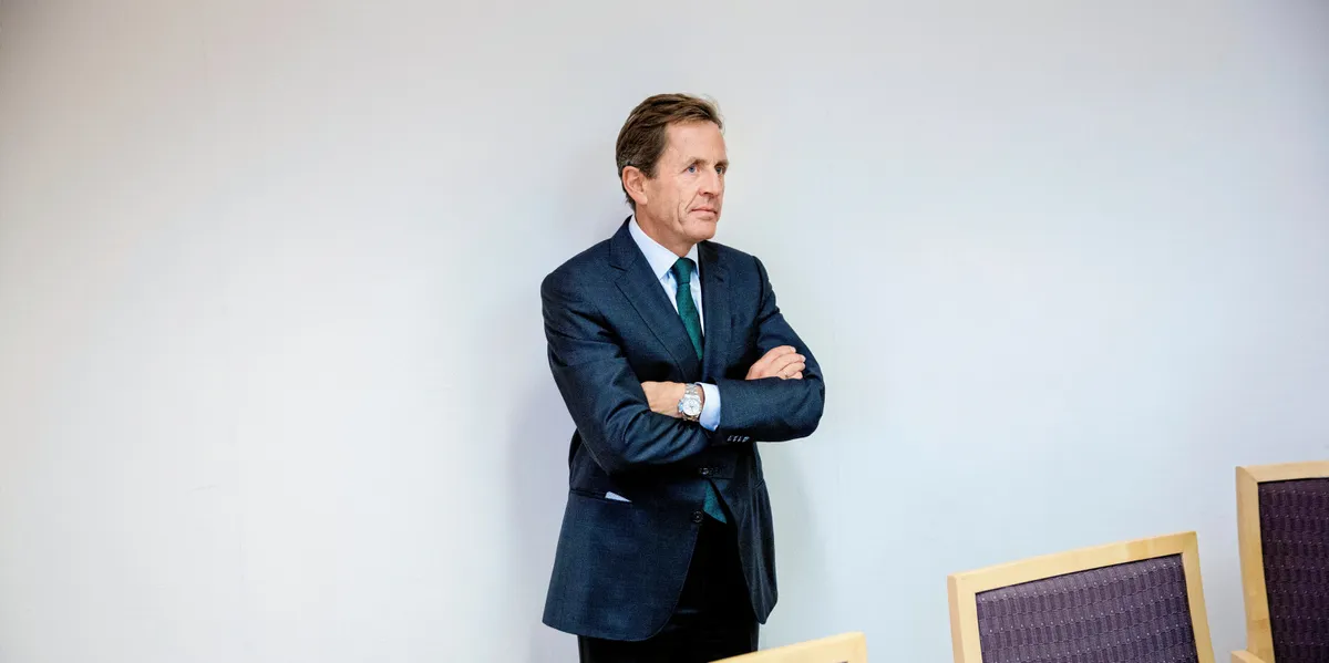 Fredly and Blystad follow Sundt family in selling off Hunter stock