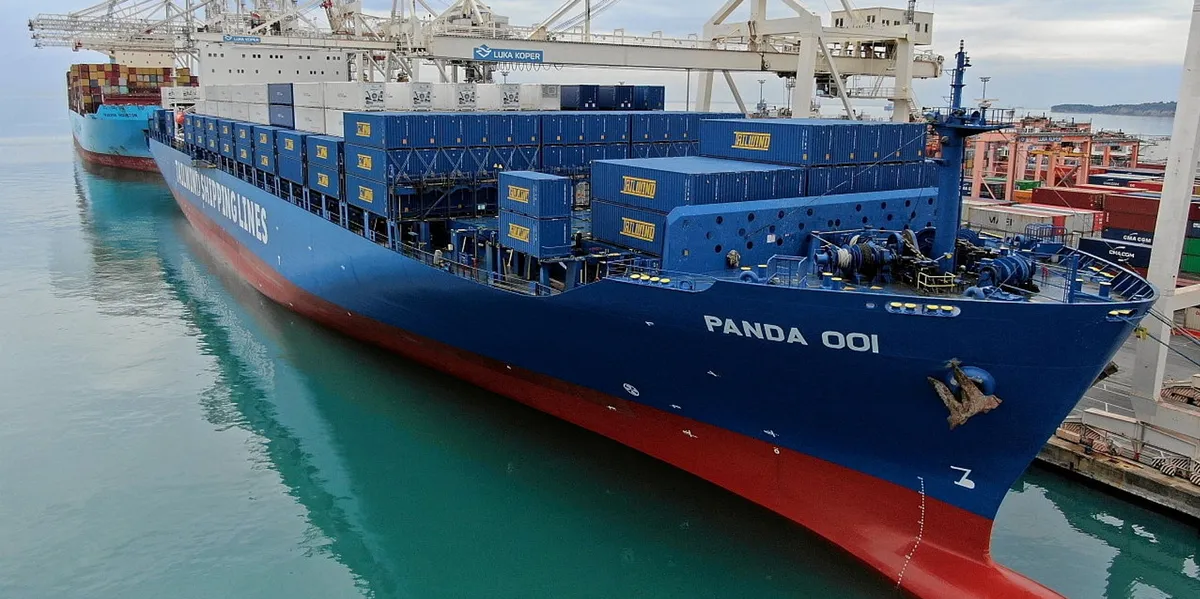 Peter Dohle extends container ship buying spree with purchase from ...