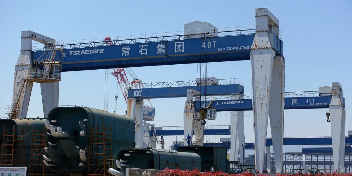 Yangzijiang Shipbuilding acquires 34% stake in Japanese-owned rival