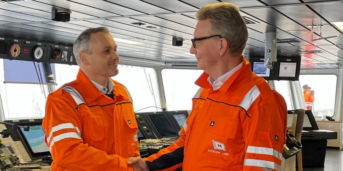 Hoegh LNG ties up with VTTI on Dutch FSRU plan