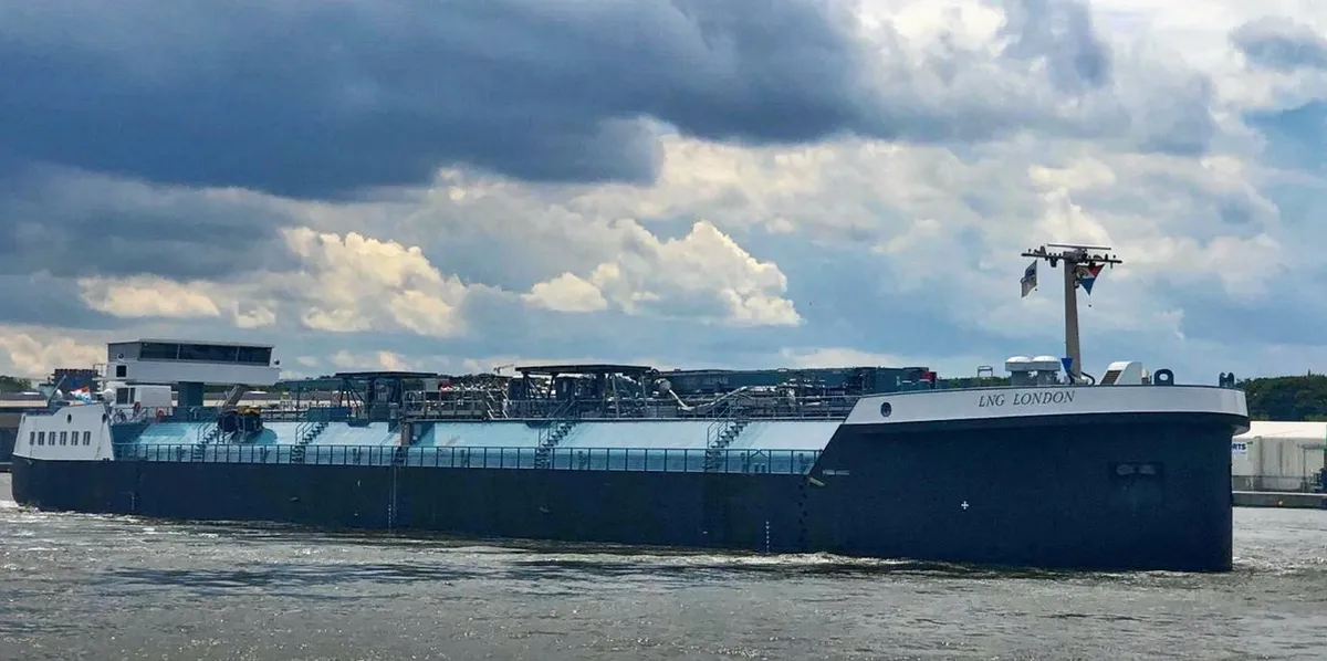 Dan-Unity pairs with barge owner Victrol on CO2 transport in Europe