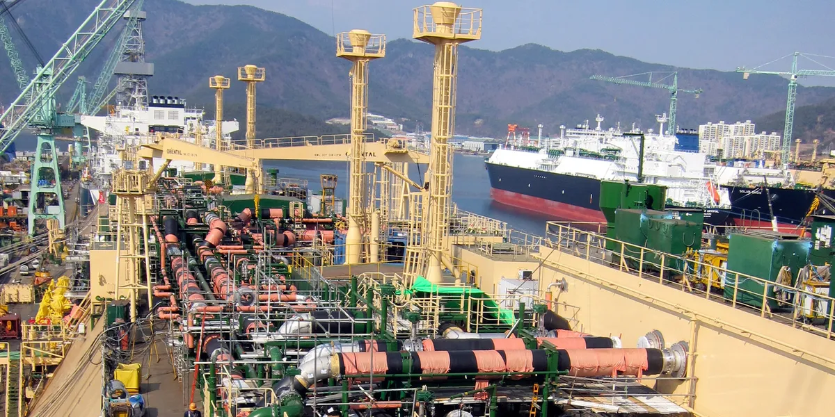 US energy major Chevron taps shipyards for up to six LNG carrier ...
